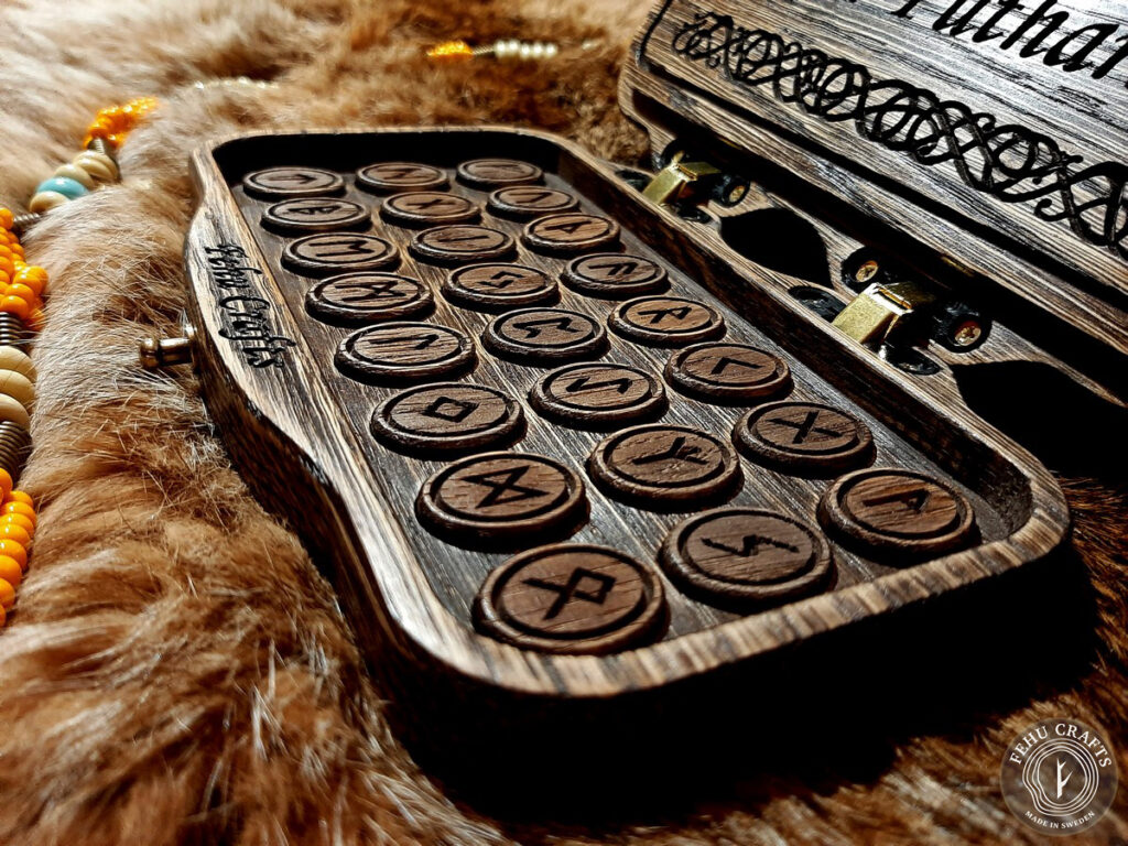 Fehu Crafts – Elder Futhark Mini runes - Travel Set